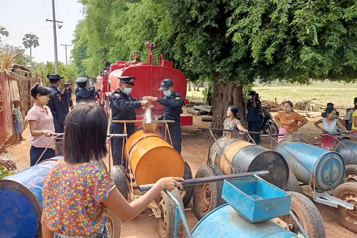 ကျောက်ပန်းတောင်းမြို့နယ် မီးသတ်ဦးစီးဌာနမှ ၇၆ နှစ်မြောက် မြန်မာနိုင